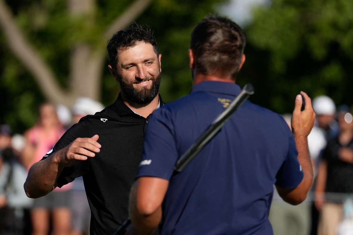 Rahm leads Legion XIII past DeChambeau's Crushers GC to LIV team title ...