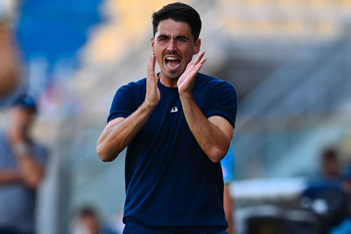 Gladbach, Parma battle for BVB midfielder Reyna - TribalFootball.com