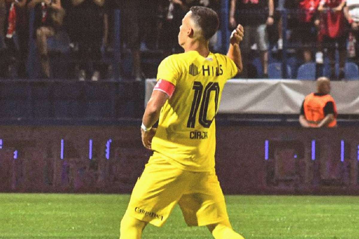 Victorie cu emoții pentru Dinamo. VAR-ul anulează unul dintre golurile ...