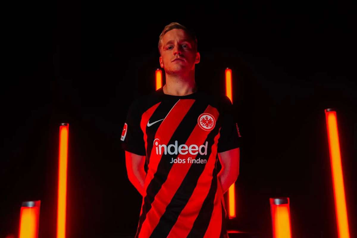 Donny van de Beek prêté à l'Eintracht Francfort par Manchester United ...
