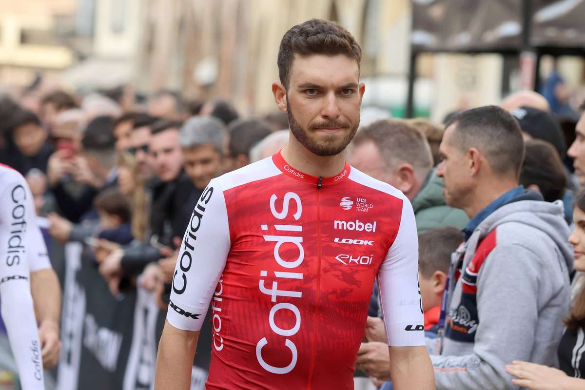 Nicolas Debeaumarché gravement blessé au dos dans une chute au Tour de ...