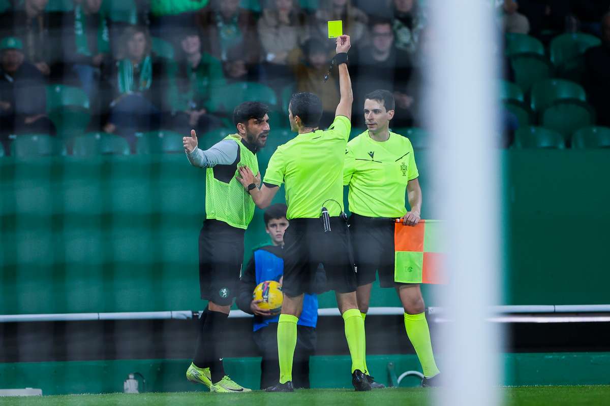 Ricardo Esgaio suspenso por mais dois jogos | Flashscore.pt