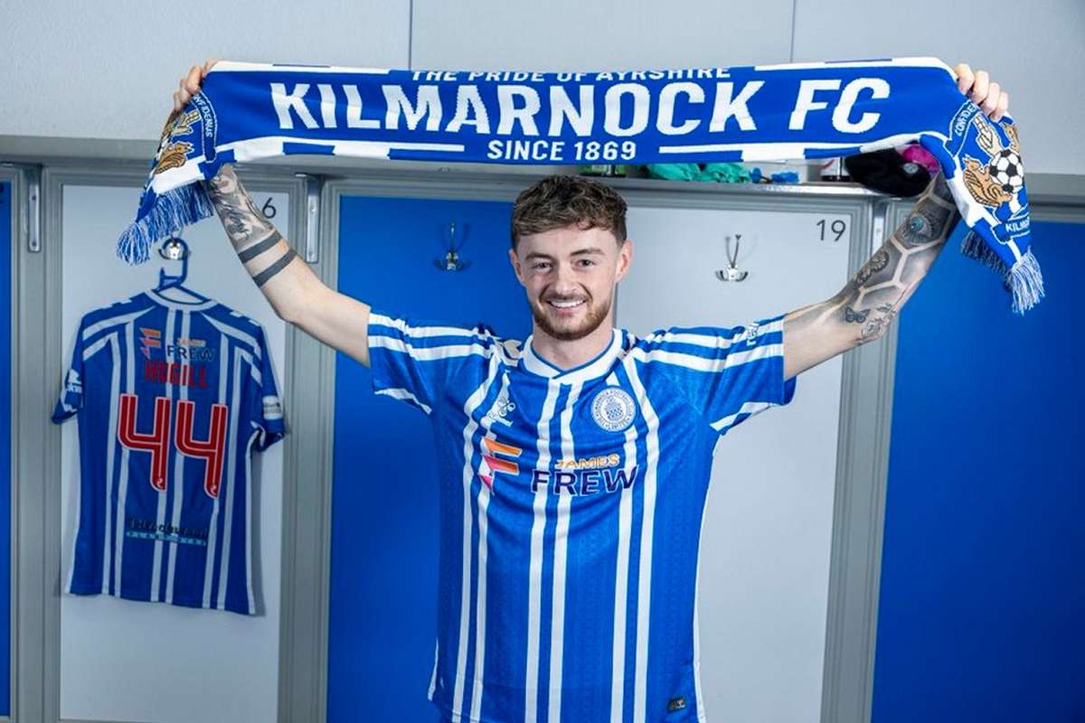 DONE DEAL: Kilmarnock buy Man Utd striker Hugill - TribalFootball.com
