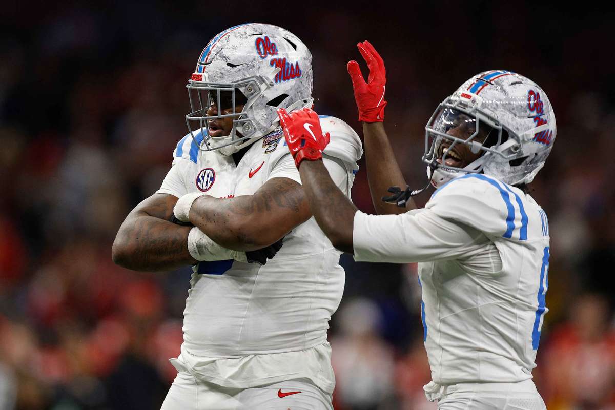 Ole Miss eliminates Georgia from College Football Playoff with game ...