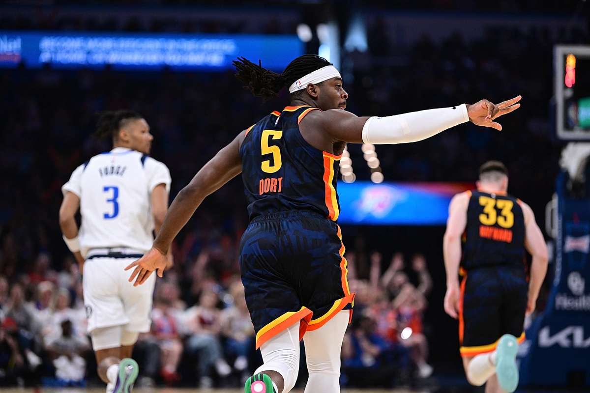 NBA round-up: Thunder grab top in West, Lakers one win from play-offs ...