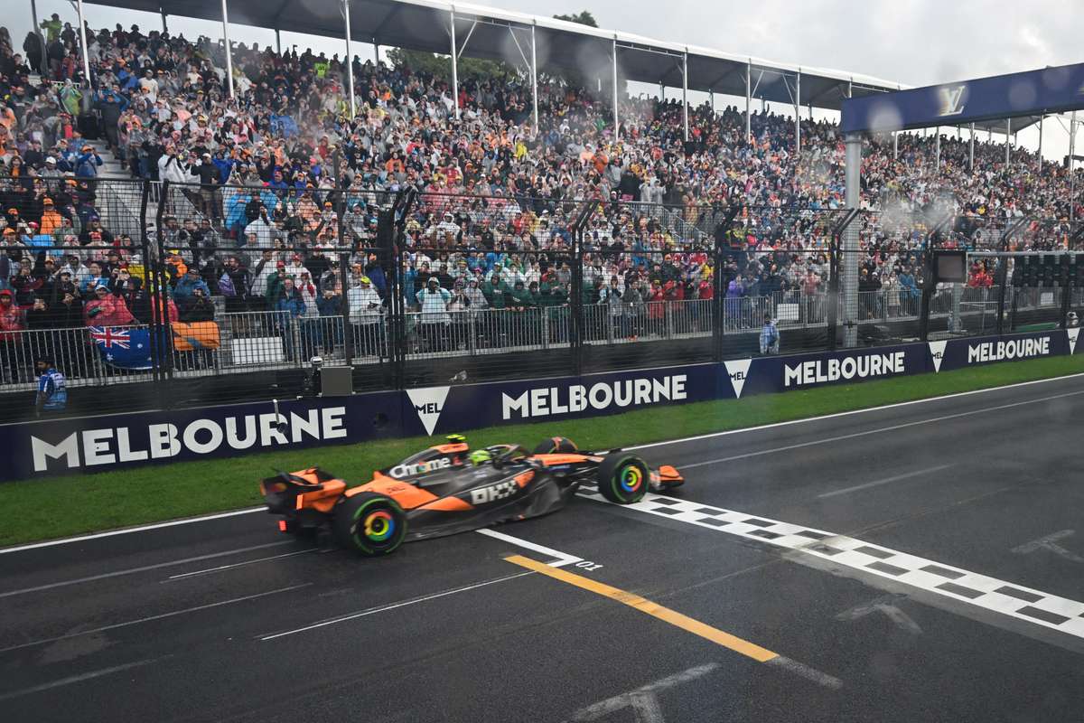 F1 teams and staff chartering flights to Melbourne to avoid Aus GP ...