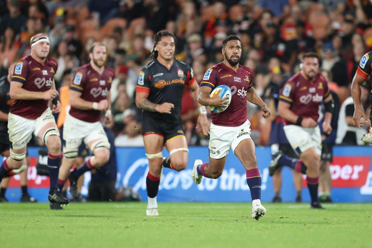 Super Rugby: Chiefs move atop table as Higlanders hammered | Flashscore.com