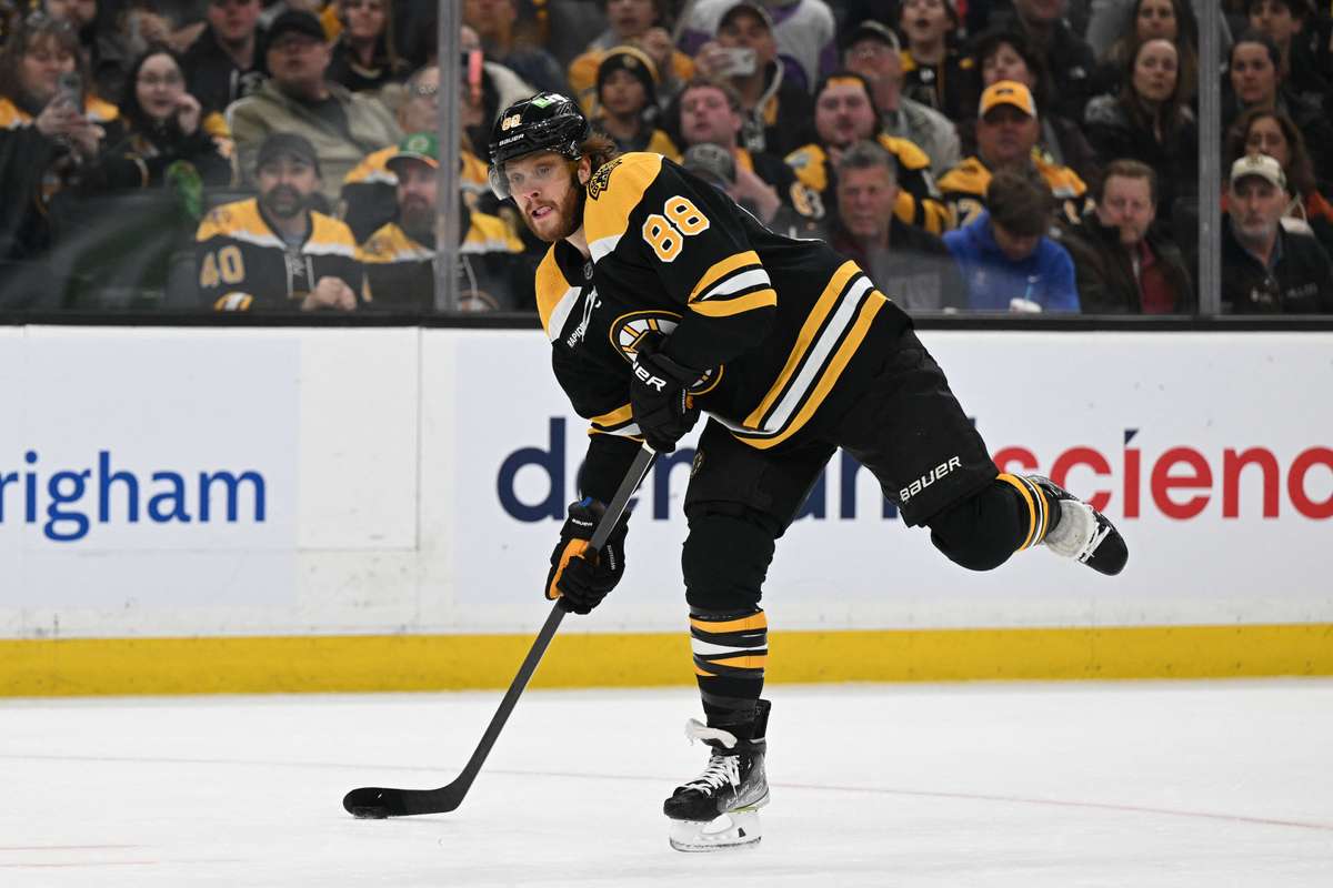 NHL roundup: Bruins clinch league's best record | Flashscore.com