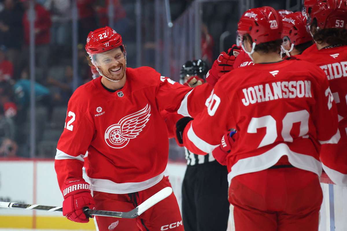 NHL Roundup: Appleton scores game-winner for Red Wings, Tochet earns ...