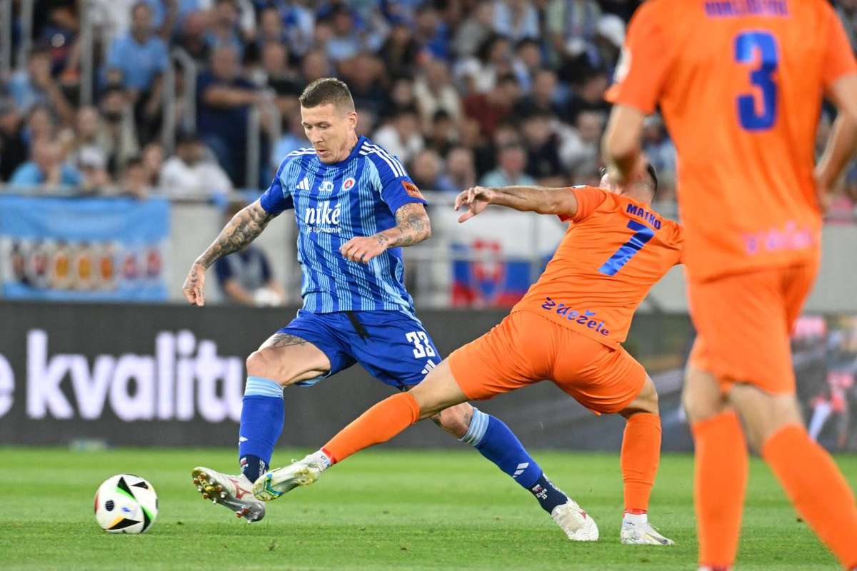 Kucku čaká artroskopia kolena. Opora belasých vypadne na takmer mesiac ...