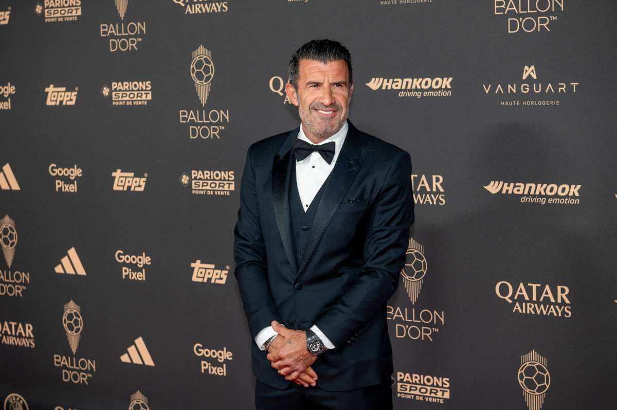Figo estará esta noche en el Barça-PSG | Flashscore.es