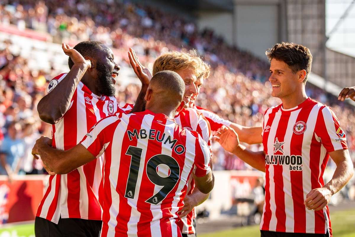 Brentford put four past Manchester United after incredible first-half ...
