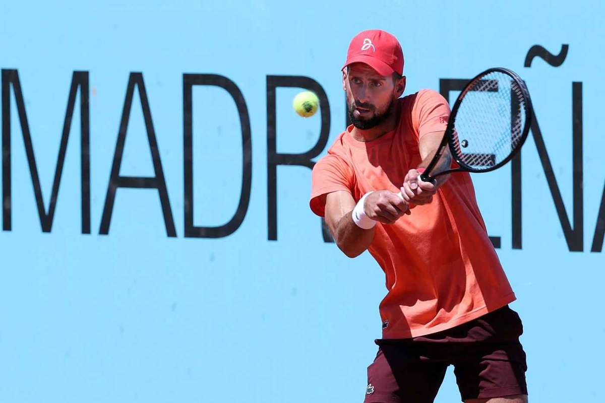 Tennis Tracker: Surpriză la Madrid! Djokovic, eliminat de Arnaldi ...