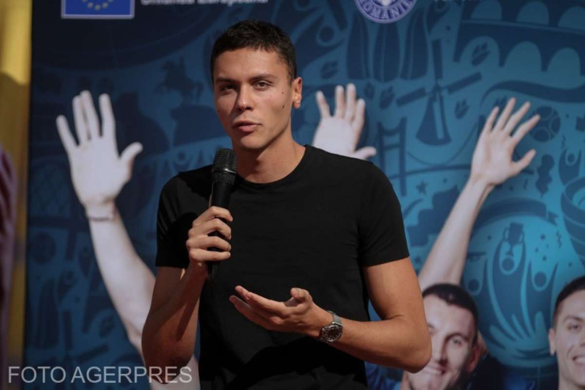 David Popovici, dezamăgit de amânarea modernizării bazinului "Lia ...