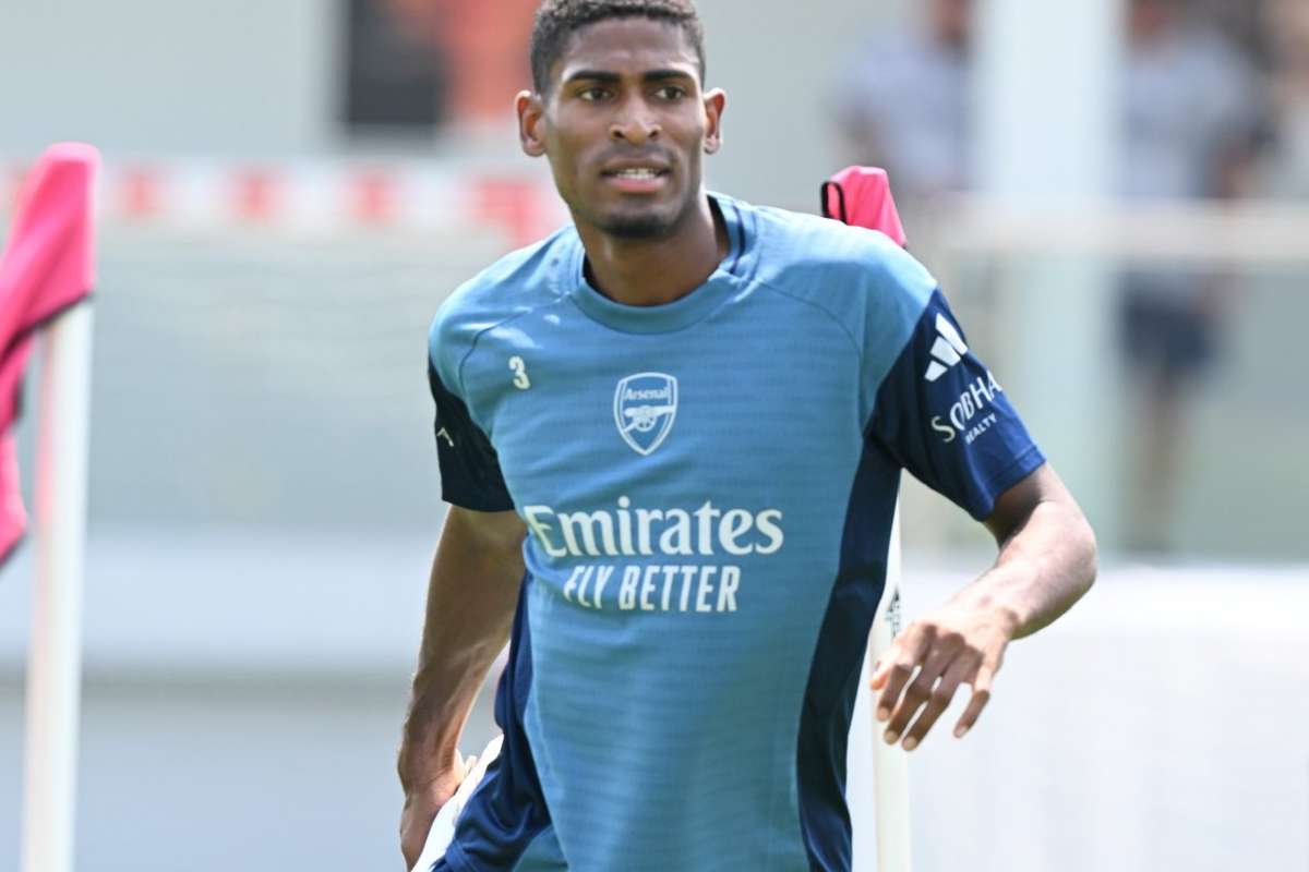 Mosquera a aproveitar o tempo no Arsenal: "É um grupo fantástico ...