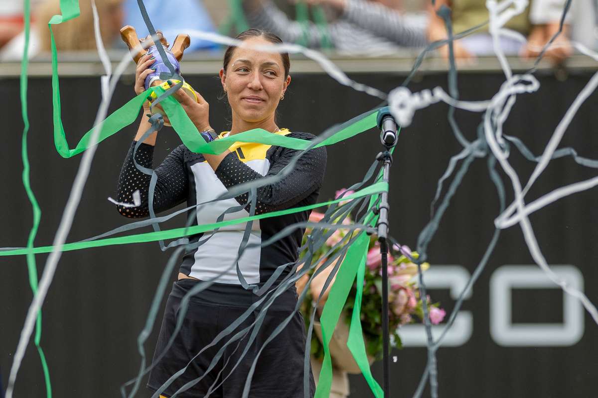 Jessica Pegula knocks out Coco Gauff before beating Anna Kalinskaya to ...