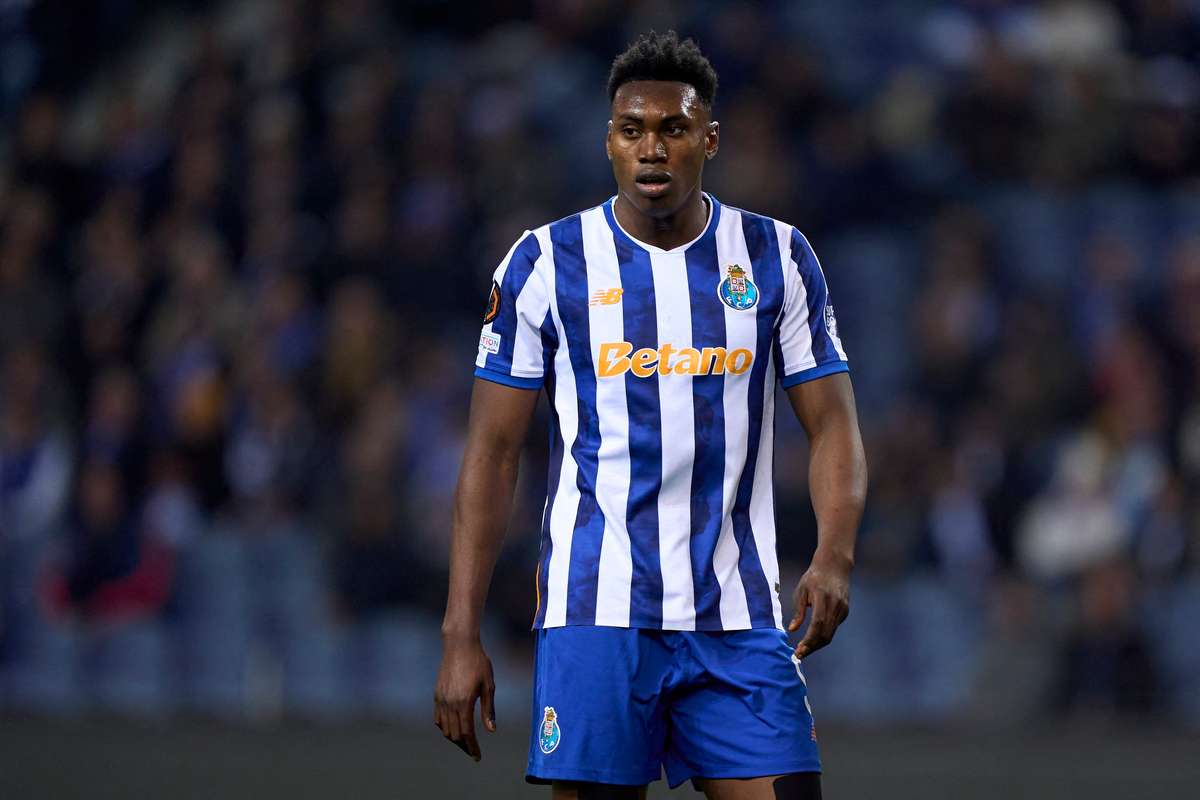 Samu, en la baraja de opciones para reforzar al Aston Villa | Flashscore.es