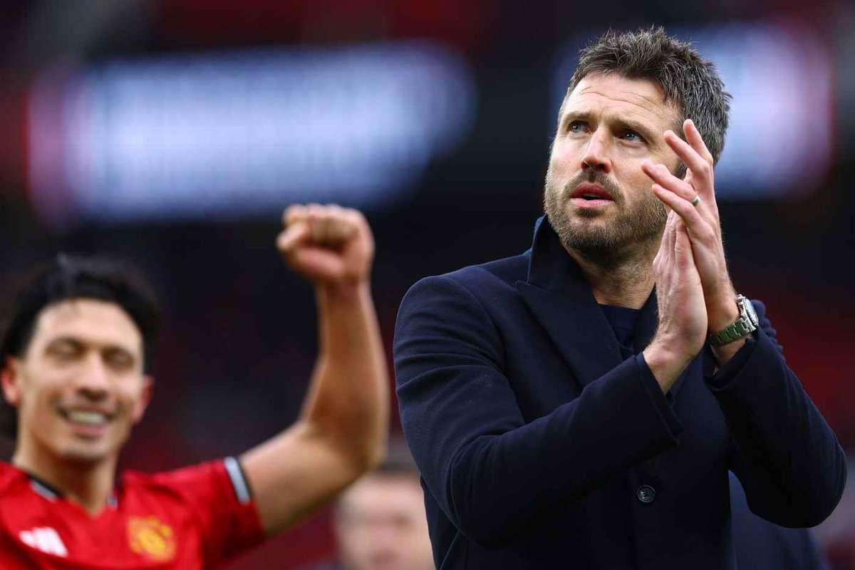 Keane reacts as Sturridge backs Carrick for Man Utd job ...