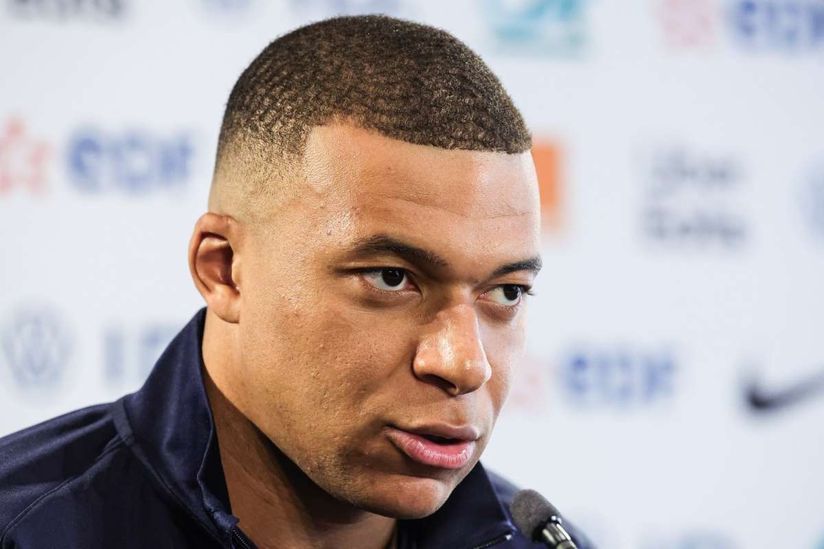 Mbappe, atac fără precedent: ”Eram nefericit la PSG. Luis Campos şi ...