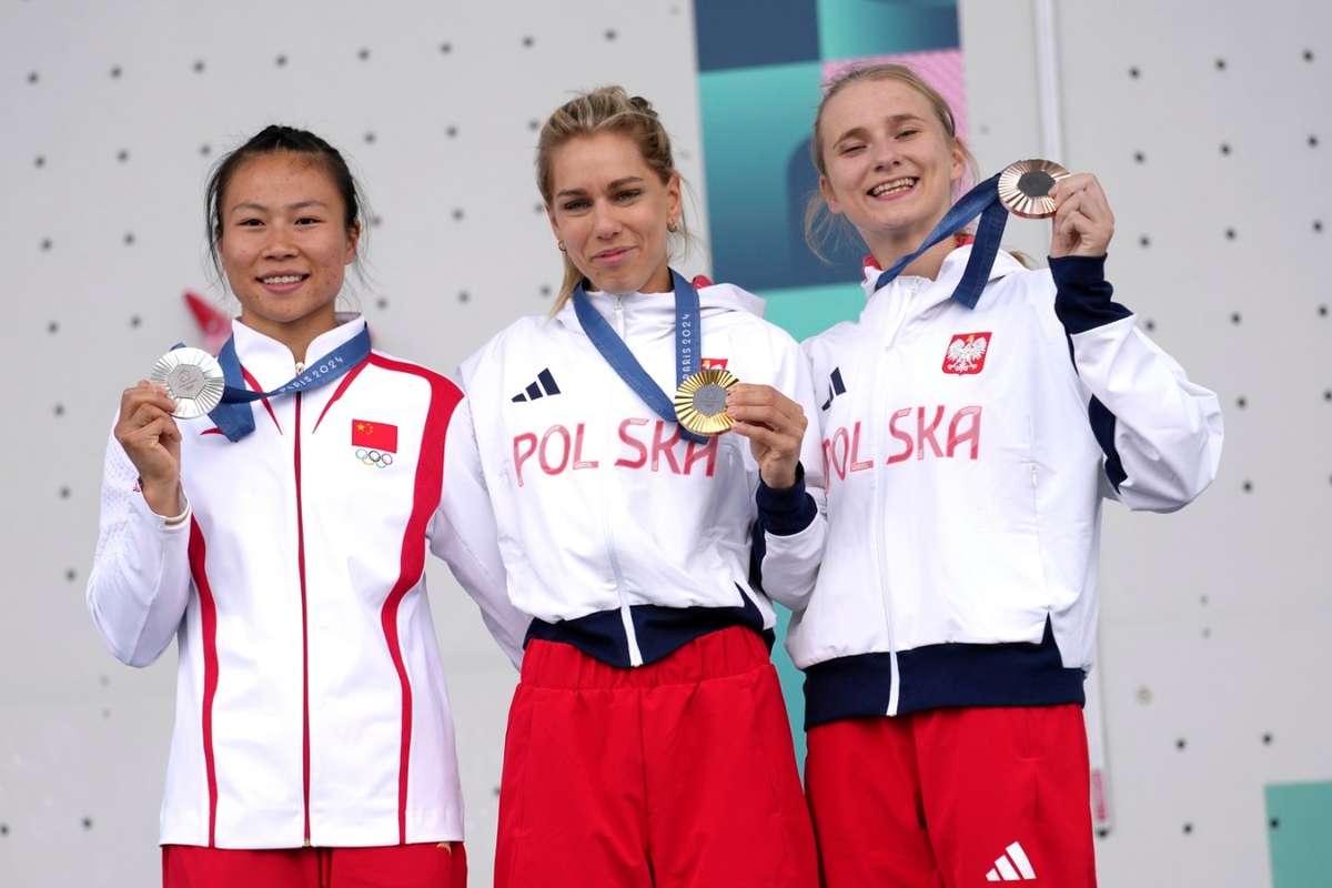 Poland's Aleksandra Miroslaw wins Olympic gold in speed climbing event ...