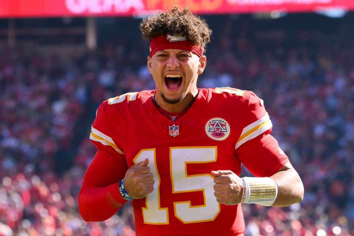 NFL mid-season review: AFC hardly surprises, NFC East teams with ...