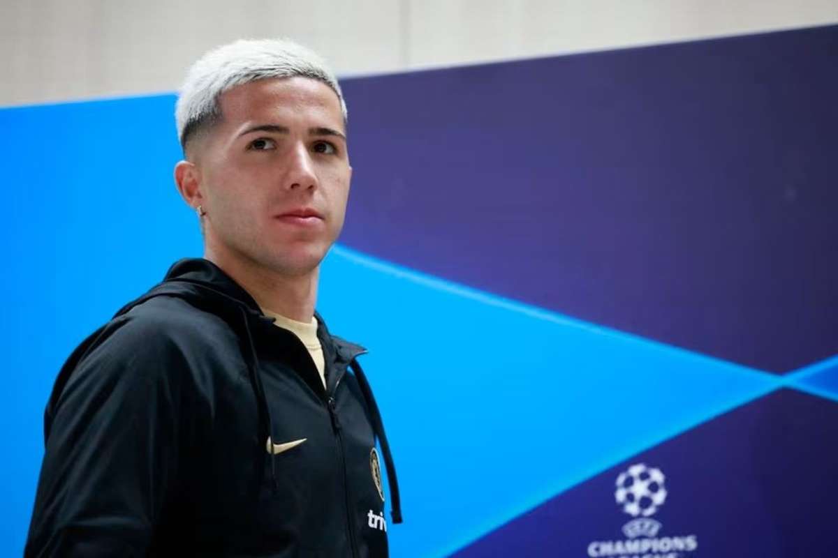 Enzo Fernandez przegapi niedzielne spotkanie Chelsea przeciwko ...