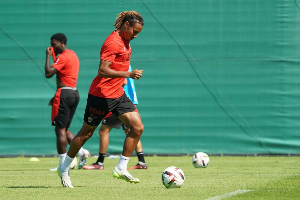 OGC Nice's Alexis Beka Beka in safety after suicide threat | Flashscore.com