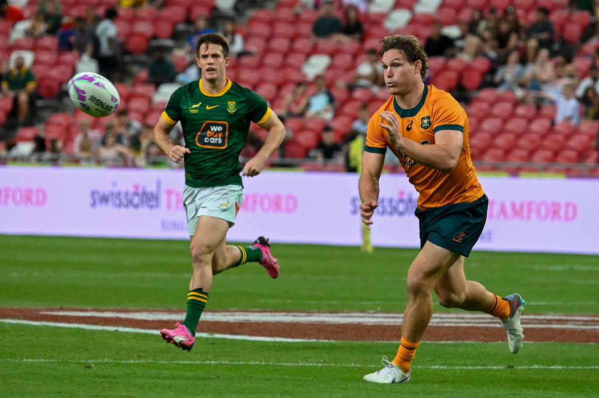 Rugby : retour à XV de l'Australien Michael Hooper après un an et demi ...