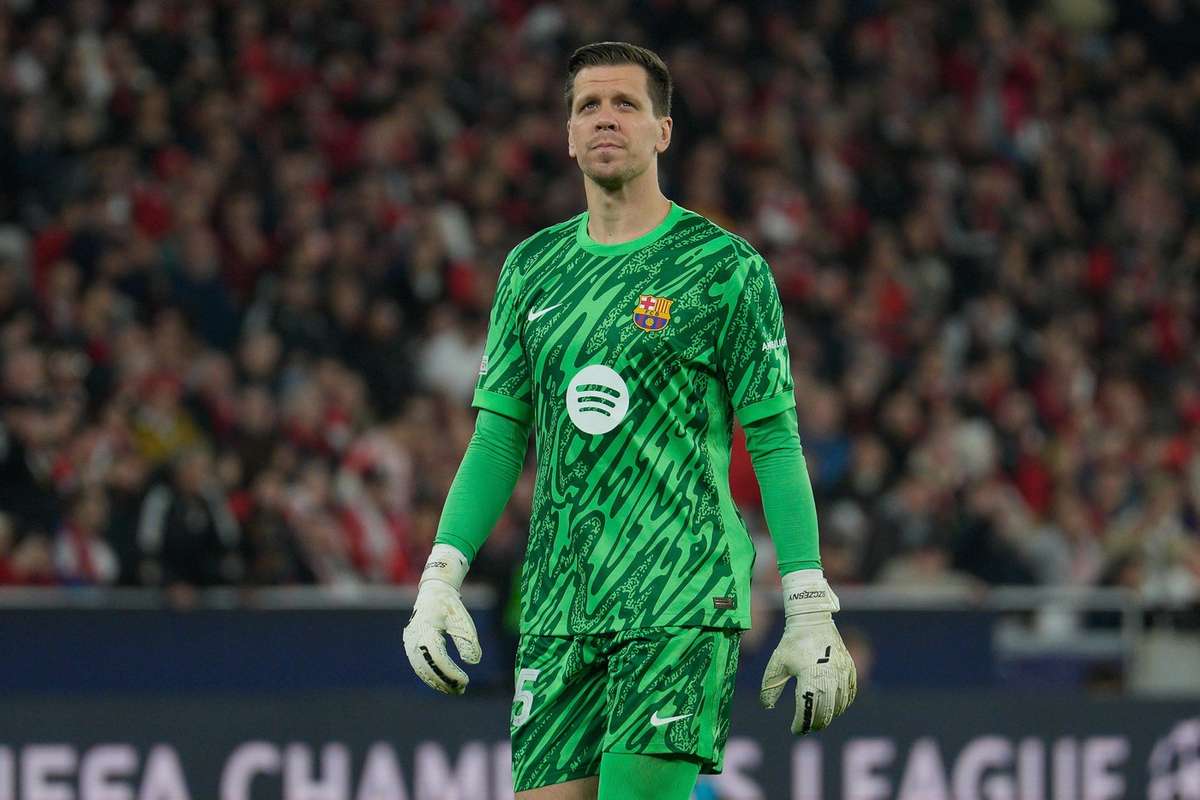 Barcelona coach Flick backs Szczesny as club's number one goalkeeper ...