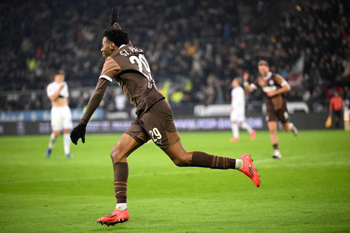 St. Pauli beat fellow Bundesliga strugglers Holstein Kiel 3-1 ...