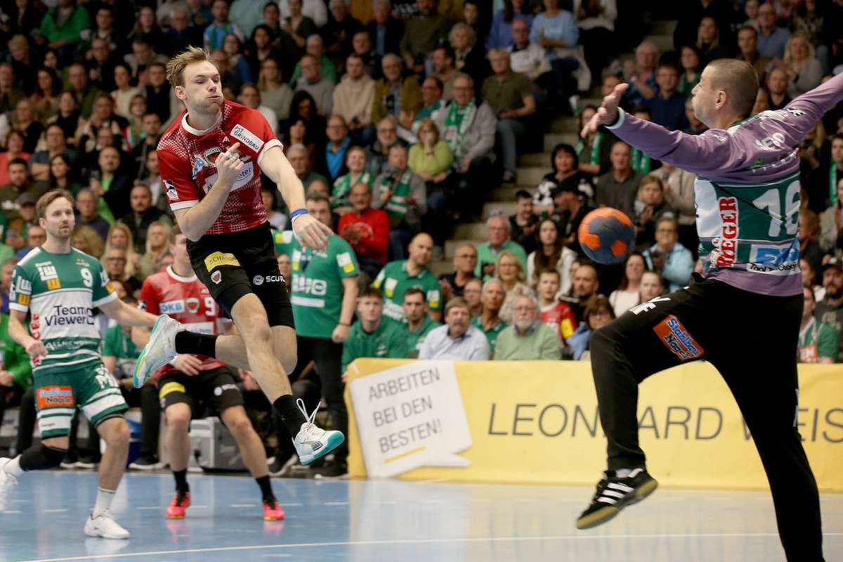 Handball: Füchse erfüllen Pflichtaufgabe und bauen Druck auf Magdeburg ...