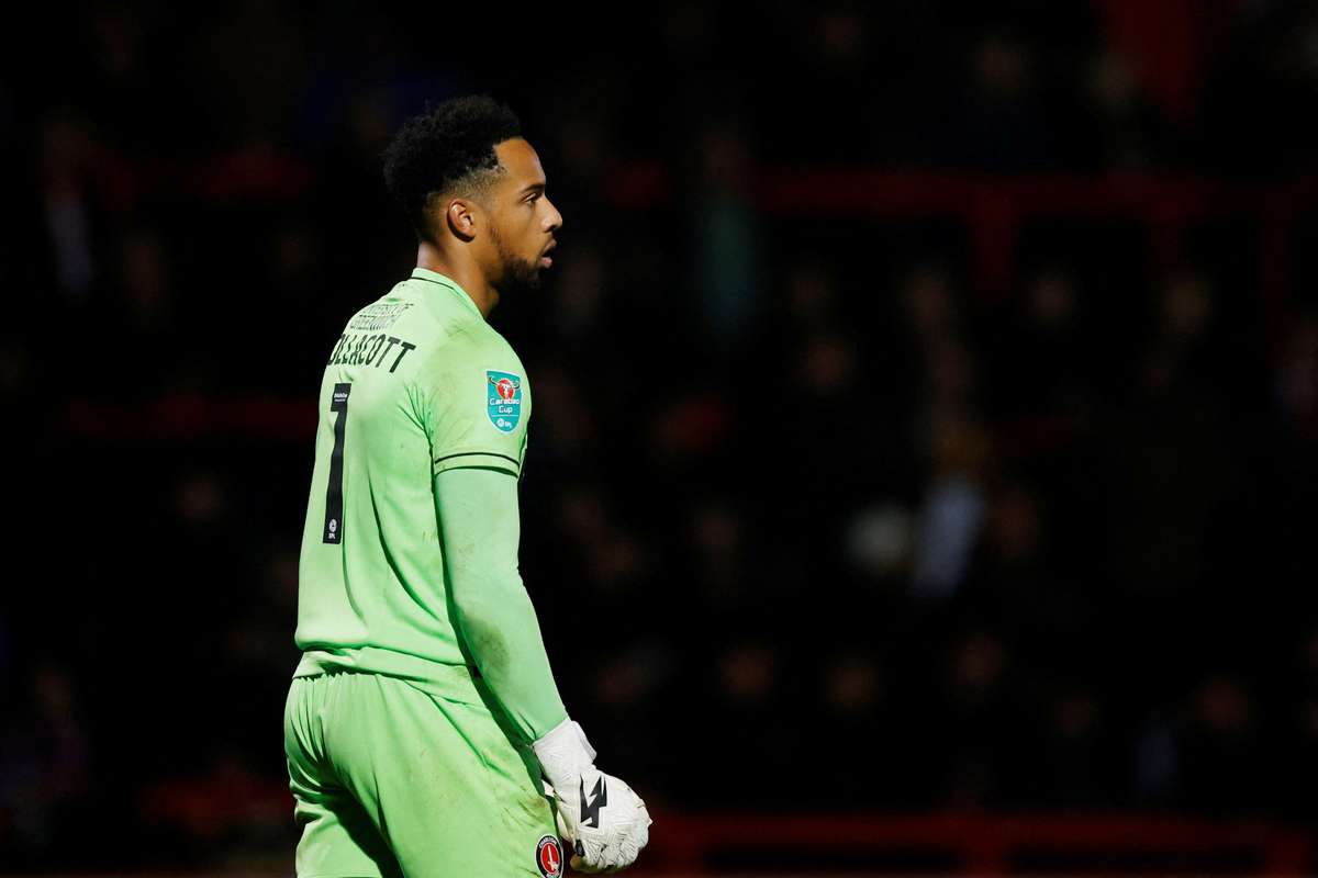 Ghana goalkeeper Wollacott to get World Cup trip despite fractured ...