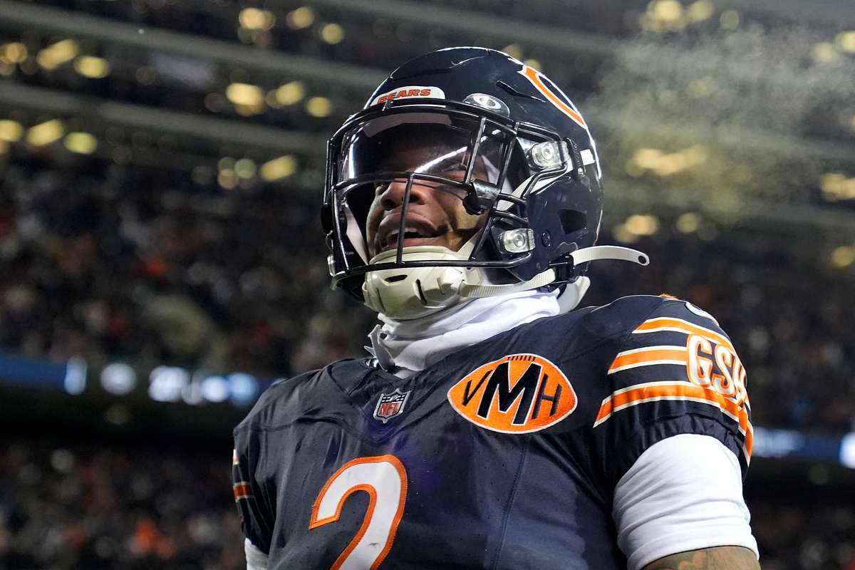 Chicago Bears trade WR DJ Moore to Buffalo Bills | Flashscore.fi