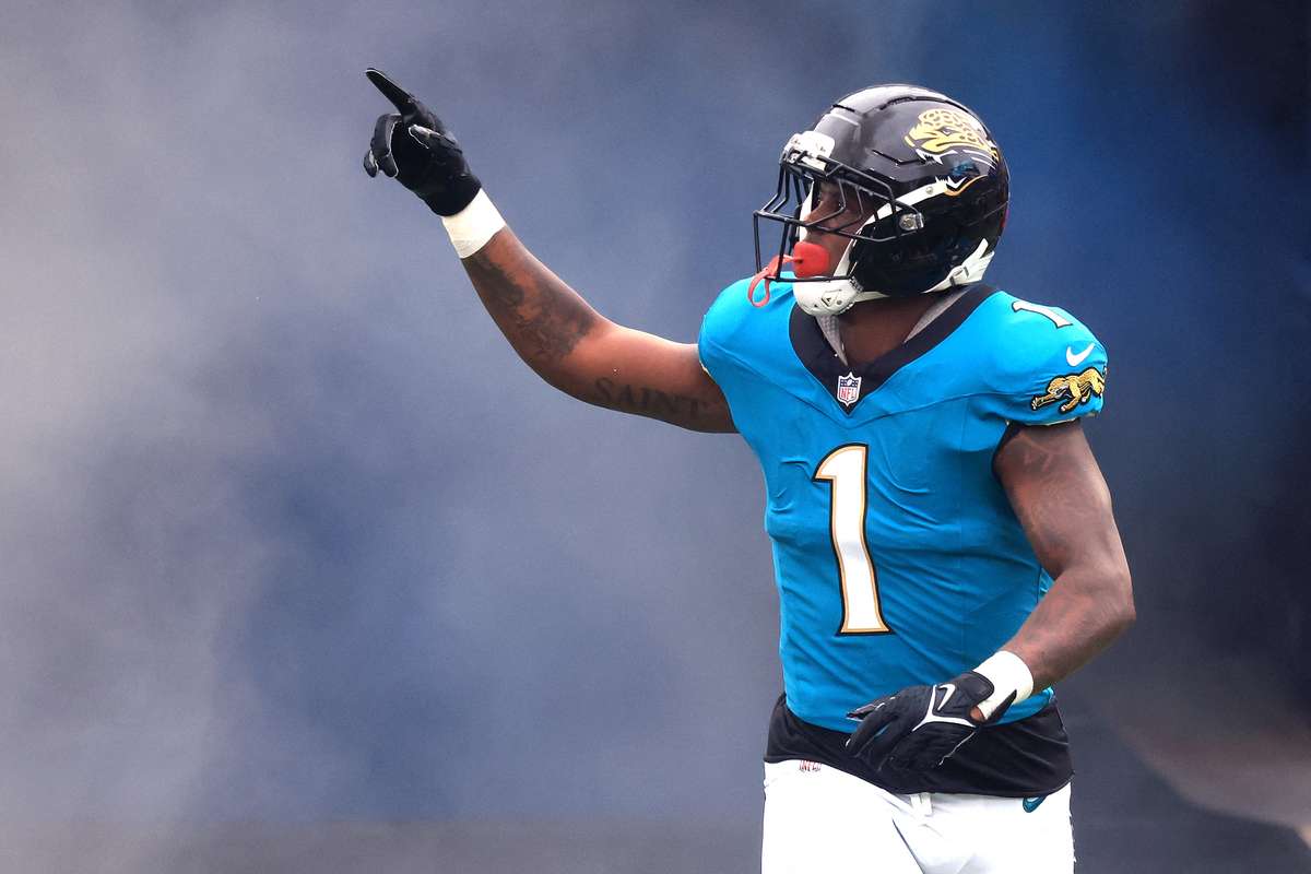 NFL roundup: Jaguars and Panthers win South division titles, Garrett ...