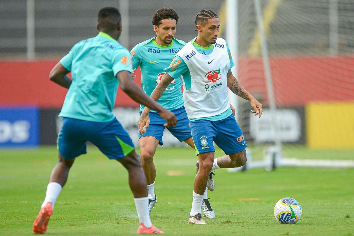 Romário deixa elogios a Raphinha: "É um dos melhores do mundo ...