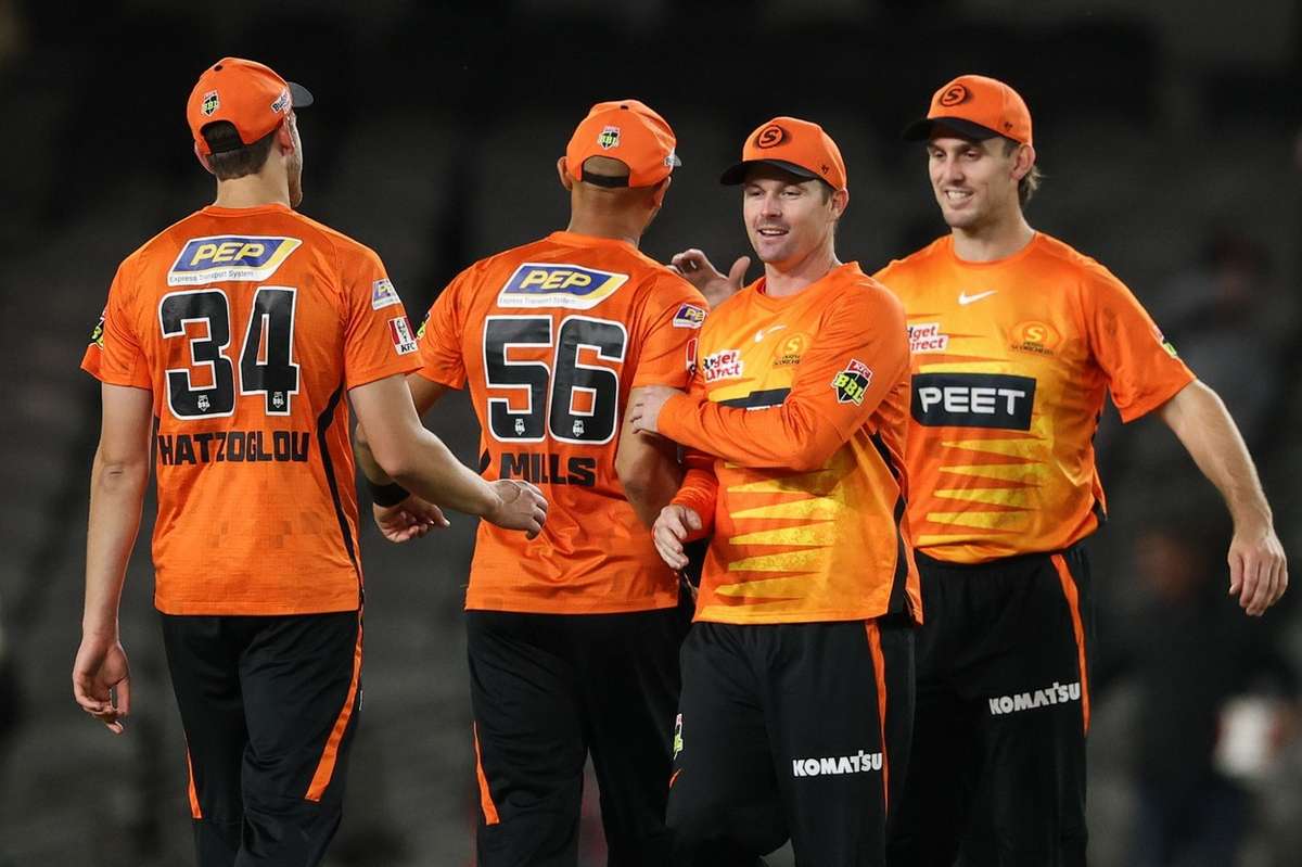 Perth Scorchers edge Brisbane Heat in BBL final to retain title ...