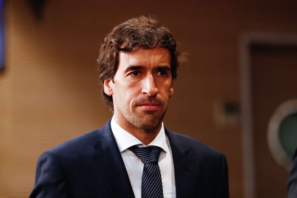 Legendarul Raul o părăsește pe Real Madrid după șase sezoane: ”A fost o ...