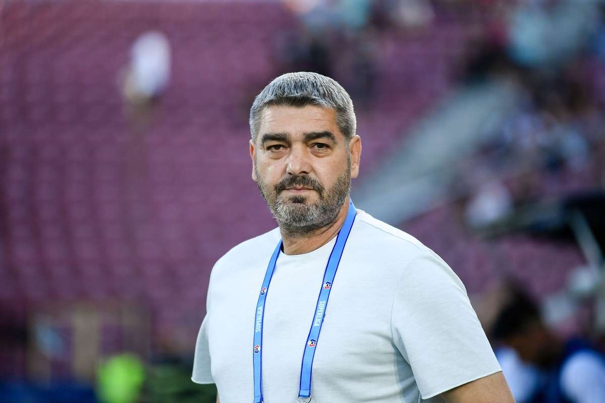 Liviu Ciobotariu a fost demis de la FC Botoșani. Clubul i-a găsit deja ...