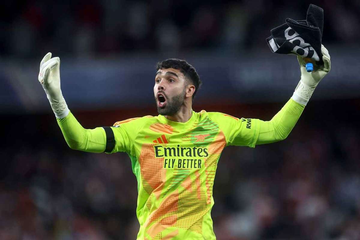 'It's only half time' - David Raya sends defiant message to PSG ...