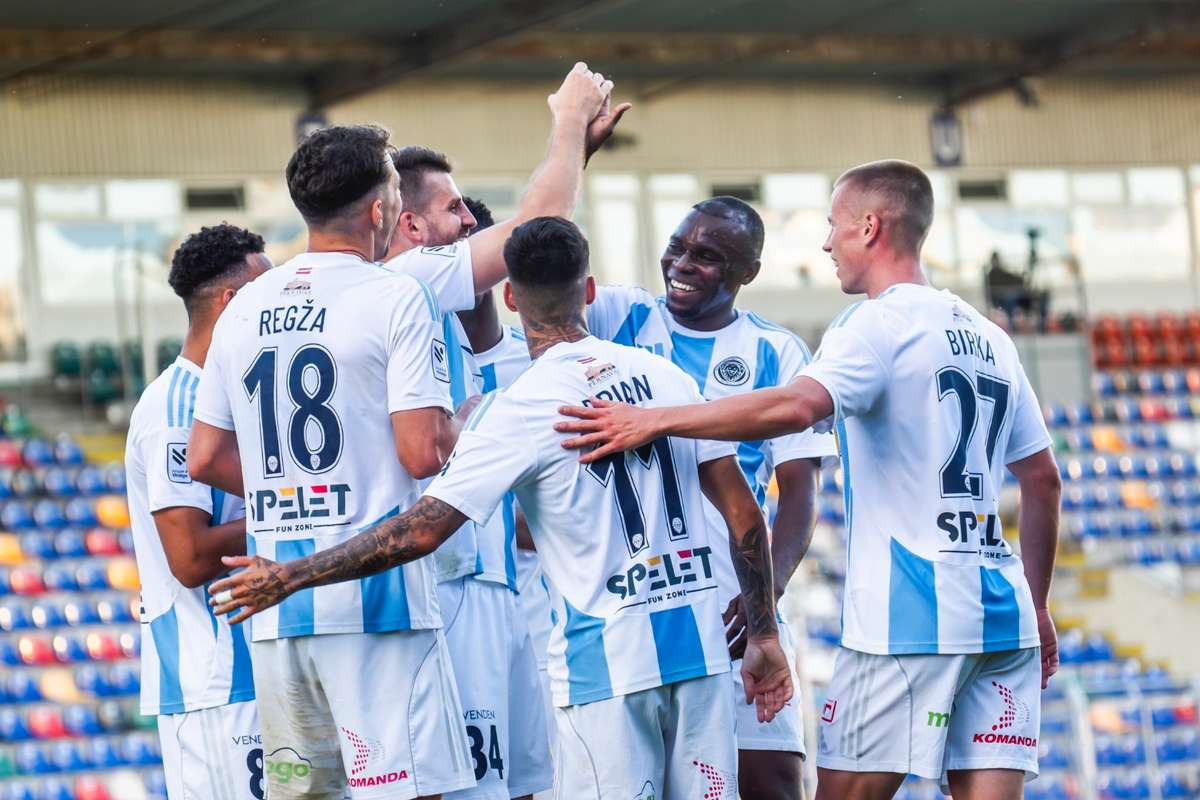 Zajímavý soupeř Sparty. Trenéry mění co chvíli, v Pobaltí je díky ...