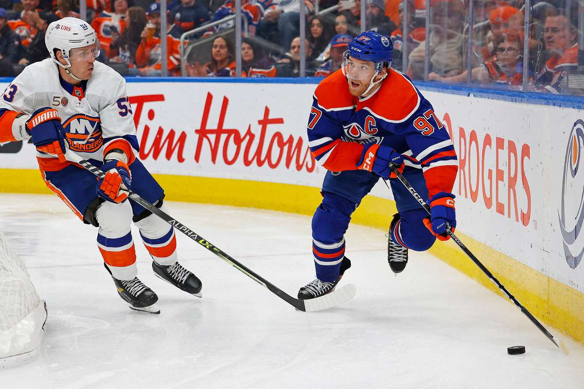 NHL roundup: Connor McDavid hits milestone in Oilers' win | Flashscore.com.au