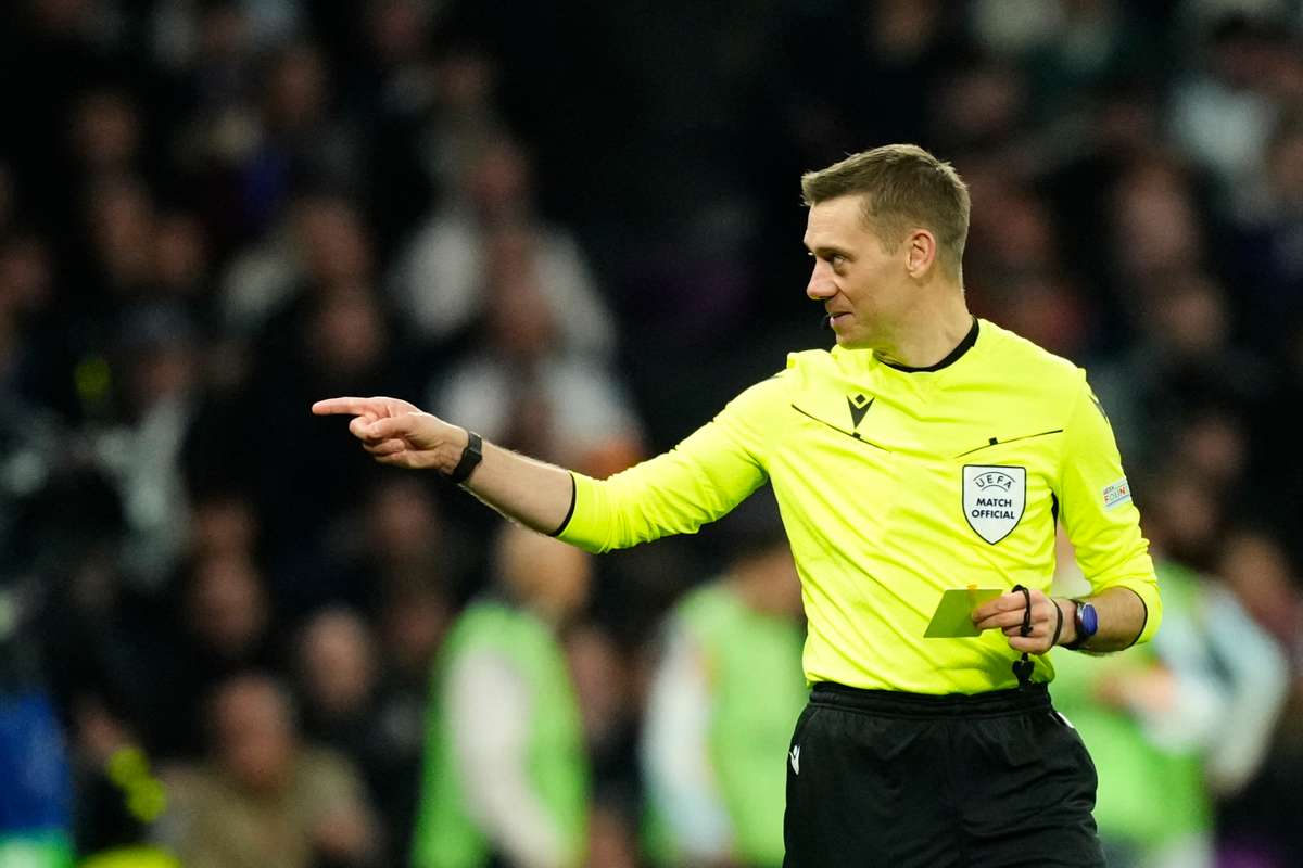 Champions League, Barcellona-Inter: sarà il francese Turpin a arbitrare ...