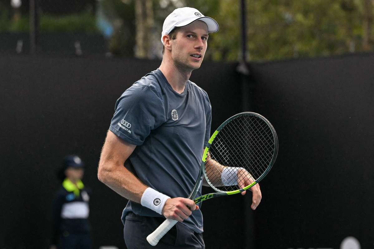 Van de Zandschulp upsets Nakashima in thrilling marathon four-setter ...