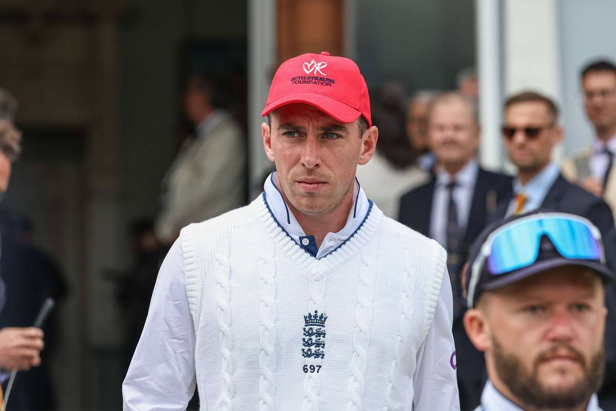 Dan Lawrence and Matthew Potts named in England team to face Sri Lanka ...