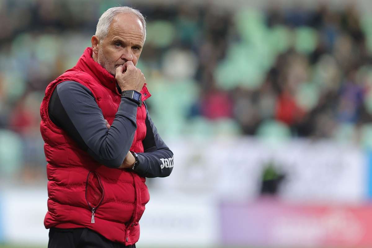 Jarábek v Karviné neuspěl, poslední tým ligy ho po necelém půlroce ...