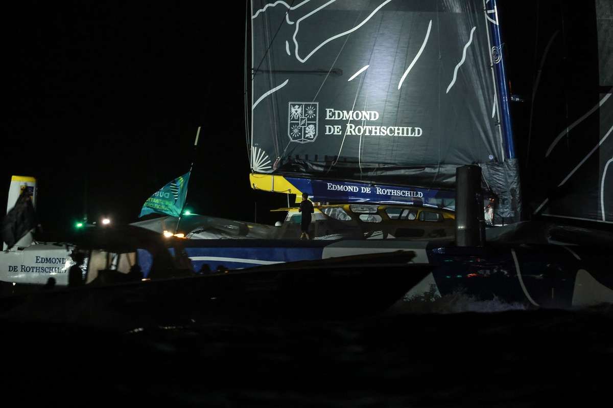 Charles Caudrelier triomphe sur la Route du Rhum et bat le record de l ...