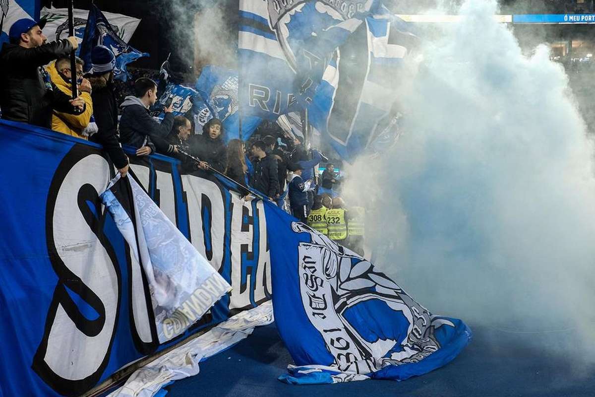 Líder Dos Super Dragões E Mais 11 Detidos Em Operação Da Psp No Grande