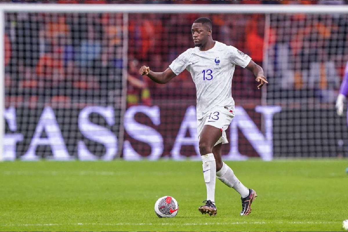 Blessé, Ibrahima Konaté est forfait, Axel Disasi le remplace ...