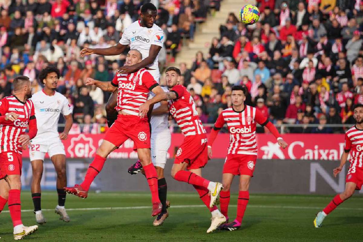 El Sevilla se inmola en Montilivi con protagonismo absoluto de Nianzou ...
