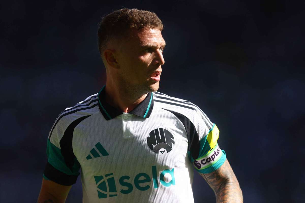 Newcastle's Eddie Howe surprised by Kieran Trippier exit speculation ...